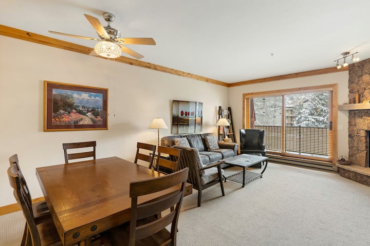 Walk To Slopes 2br Mountainview Snow Flower Condos - Steamboat Springs, CO
