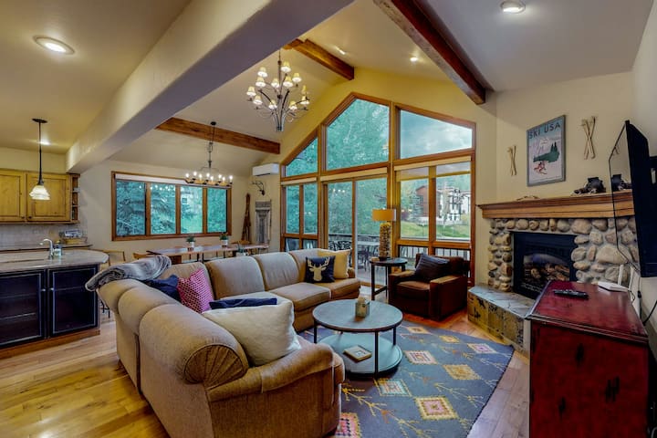 4br | Hot Tub | Balcony | Washer/dryer - Steamboat Springs