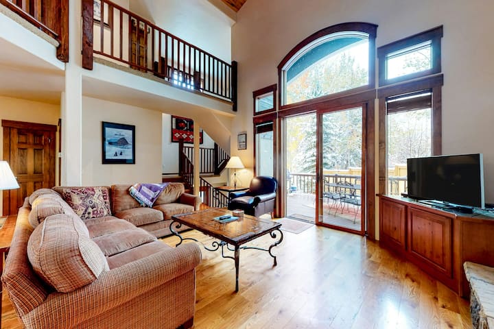 4br | Hot Tub | Fireplace | Deck | W/d - Steamboat Springs, CO