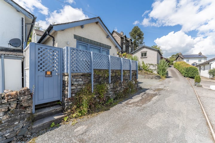 The Blue Duck, Hawkshead, Sleeps 2, Dog Friendly - Coniston
