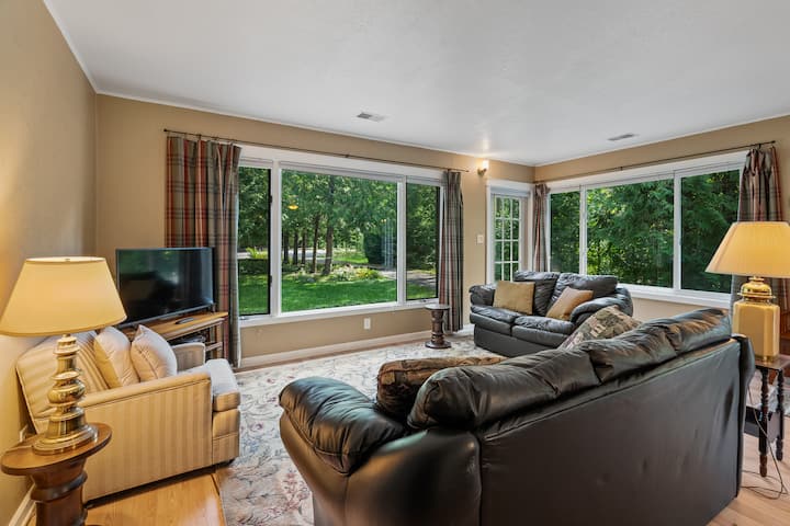 North Bay, Dog Friendly- Near Gordon Lodge Resort - Sister Bay, WI