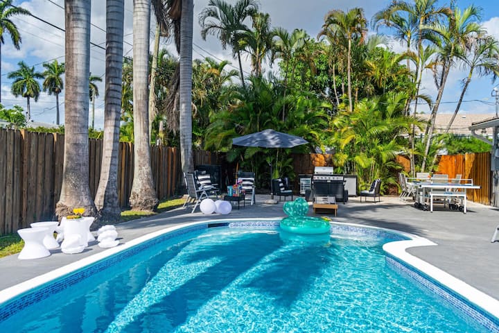 Heated Pool Villa |Beach |Bbq | Family-friendly - Hollywood, FL