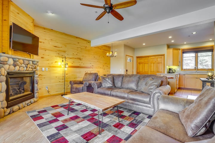 Walk To Main Street: Grand Lake Condo W/ Gas Grill - Grand Lake, CO