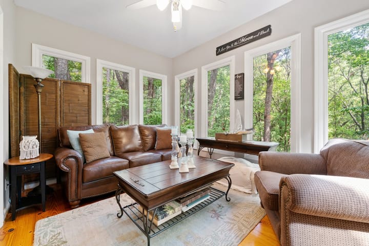 Cozy Mountain Getaway In Big Canoe - Jasper, GA