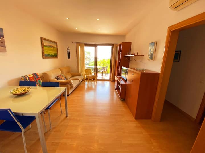 Grand Appartement, Parking à 5 Minutes Du Centre - Tamariu