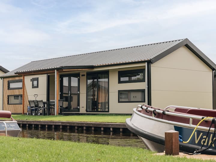Chalet Agréable Et Confortable Avec Ac Et Sloop - Giethoorn