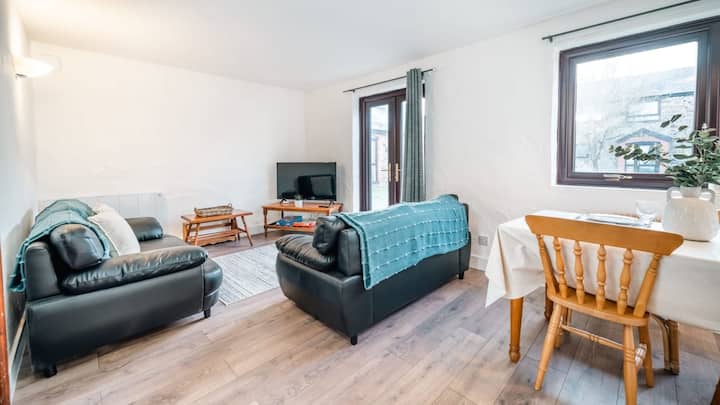 Fabulous 2 Bedroom Holiday Cottage Nr Bude - Widemouth Bay