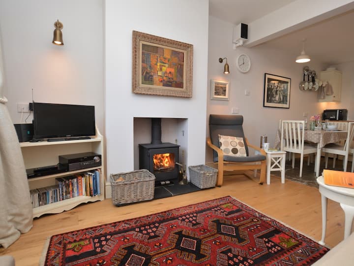 3 Bed In Bothenhampton (Dc160) - Burton Bradstock