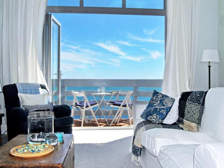 2 Bed In Ventnor (Oc-75920) - Shanklin