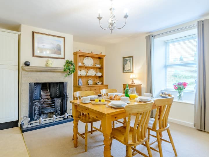 2 Bed In Rothbury (74811) - Rothbury