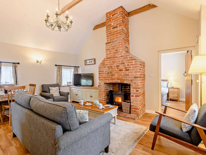 2 Bed In Holt (Ncc08) - Blakeney