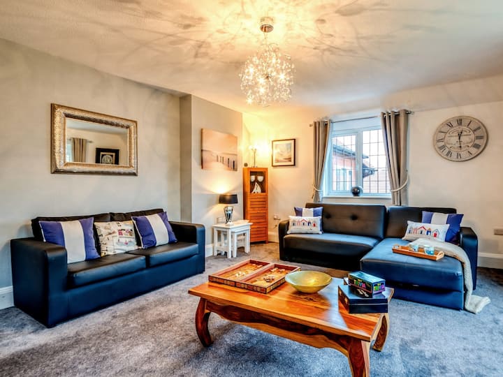1 Bed In Primrose Valley (77710) - Filey