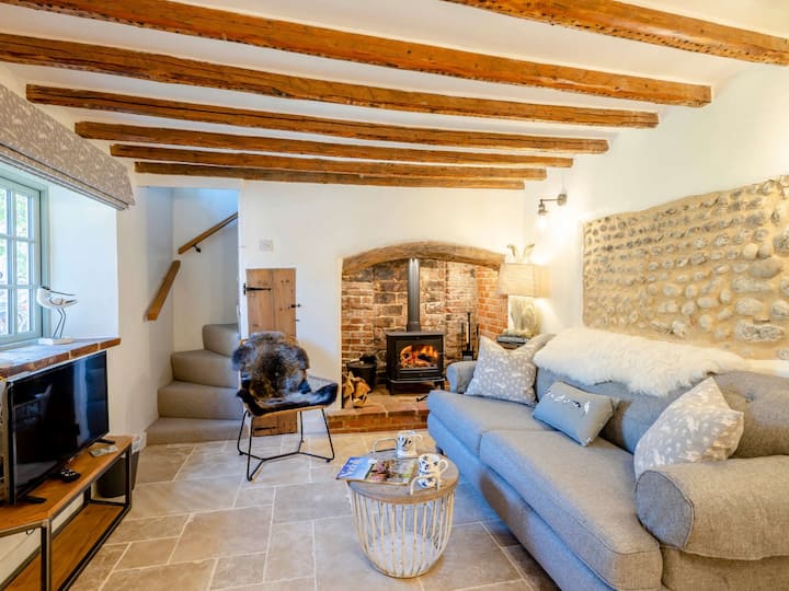 1 Bed In Holt  (78233) - Blakeney