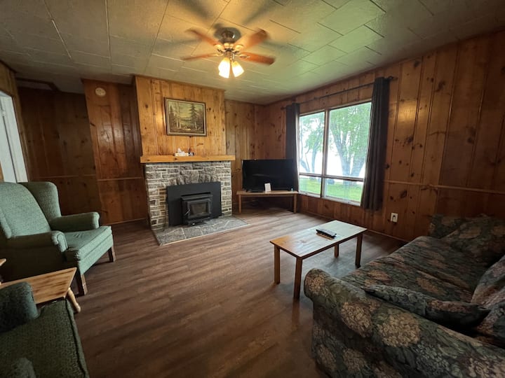 Lakeside 24 - Muskoka