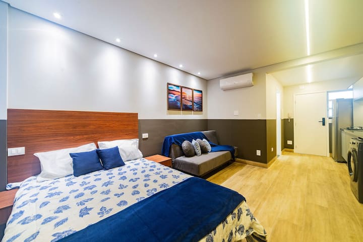 Studio Praia Gonzaga Garagem Wi-fi Ar Condicionado - Santos