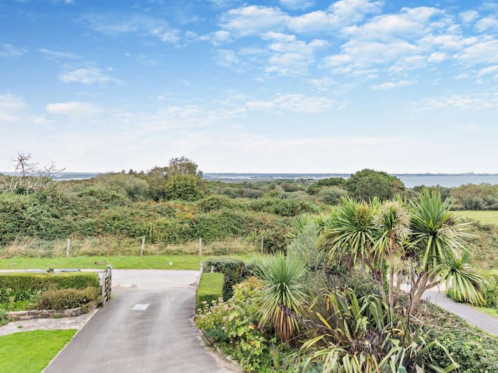 4 Bed In Swanage (Oc-75639) - Swanage