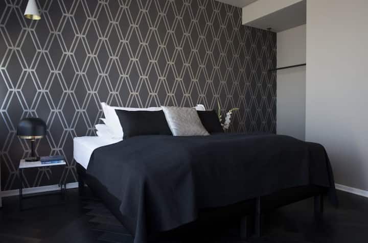 Mani Apartments -Studio With Balcony Downtown - Reykjavík