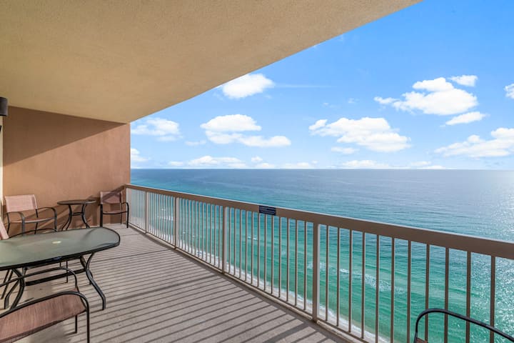 21st Floor Gulf Front • Sleeps 6 • Beach Chairs - Panama City Beach