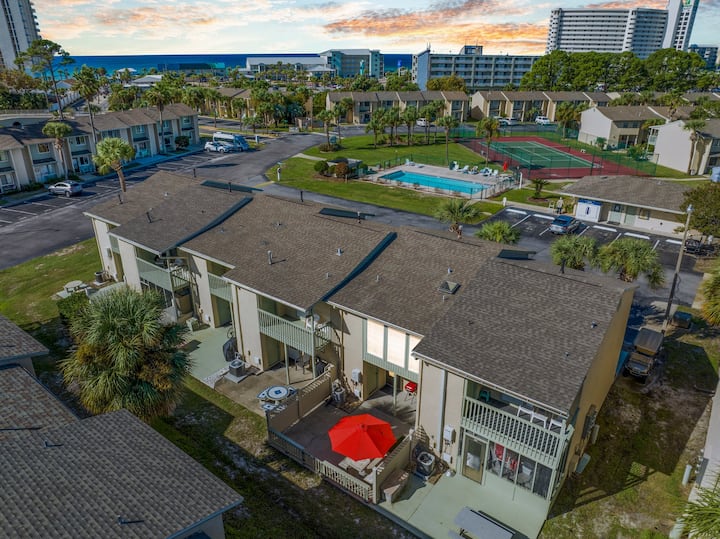 "Sea And Sun Vacations 129" Sleeps 6-4 Minute - Panama City Beach, FL