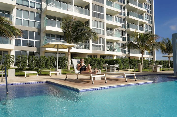 Luxury Beachfront Apartment In Aruba - Aruba