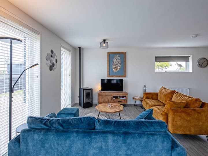 Holiday Home Near Forest With Wellness Garden - Texel