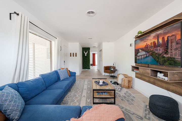 The Oak | King Bed & Huge Backyard - Richardson, TX