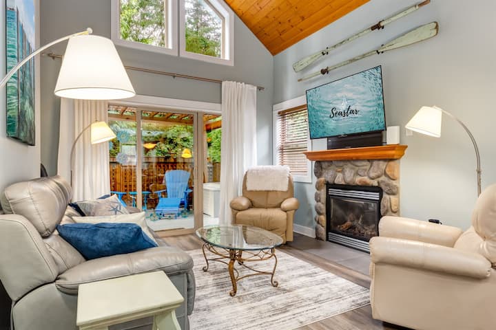 Impeccable Summer Retreat! - Parksville