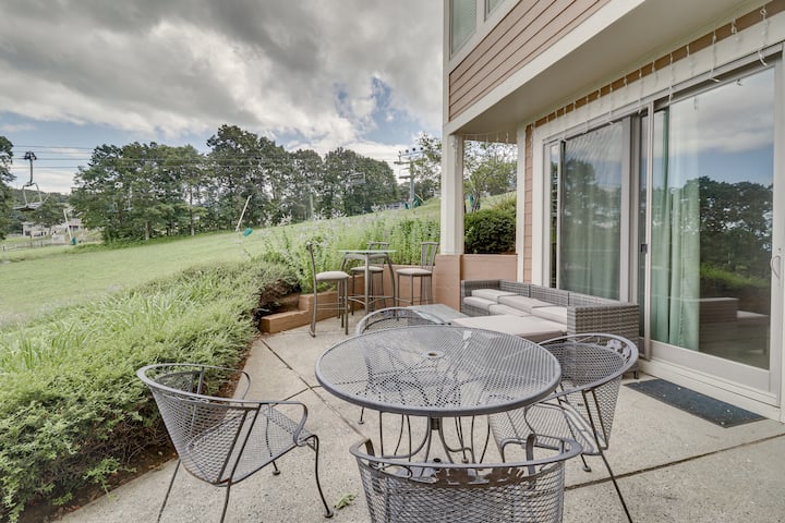 All-season Fun! Wintergreen Resort Condo W/ Views - Wintergreen, VA