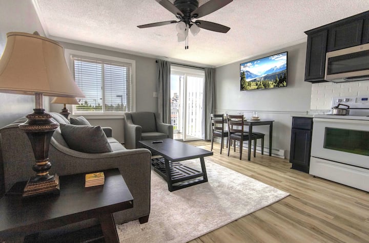 Ml 349: Powder Peak Escape & Cozy Snowy Nights - Snowshoe, WV