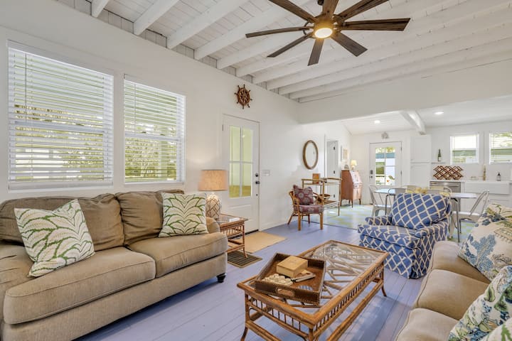 Beachy 5br Cottage W/ Apartment- 5 Min To Beach! - Tybee Island, GA
