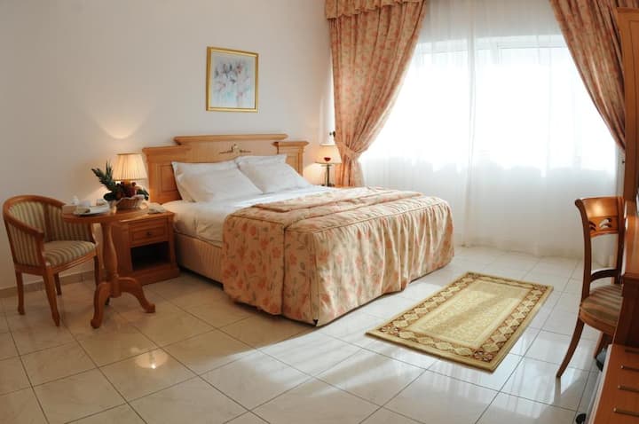 Studio Apartment Near Bin Dhaen Tower Abu Dhabi - Abu Dhabi