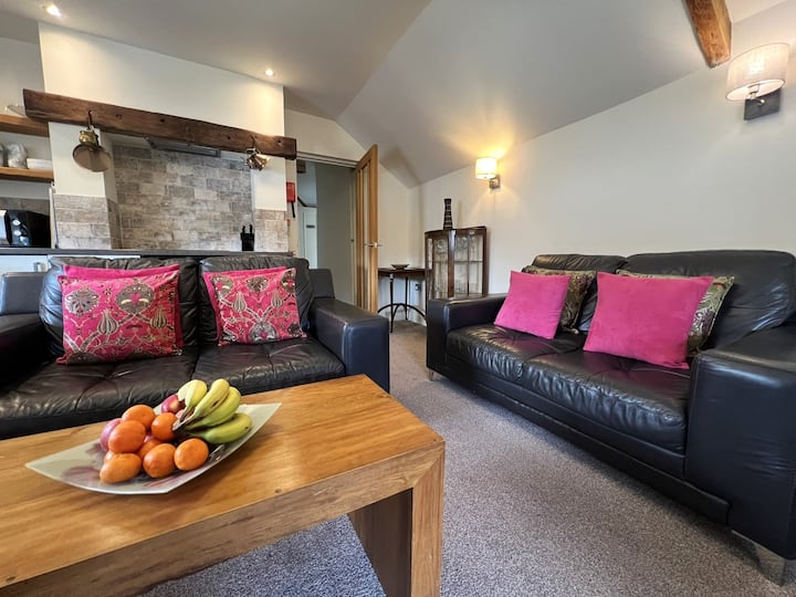 2 Bed In Keswick (Sz379) - Keswick