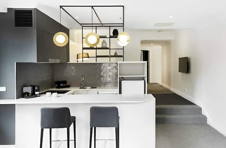Stylish Studio Apartment In Sydney Cbd + Gym - Sydney