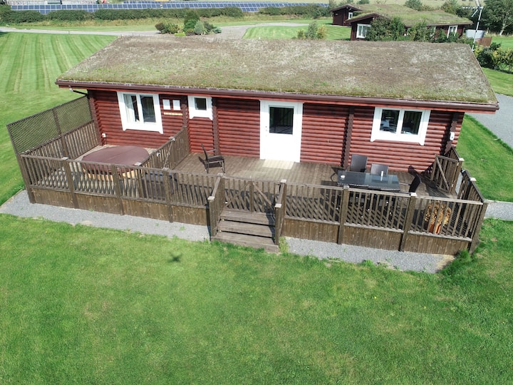 Teal Lodge - Nordic Log Cabin - Selby