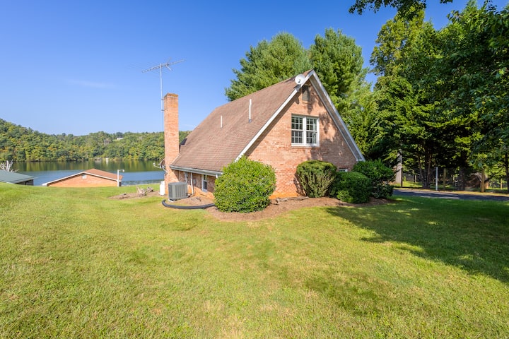 Cecil's Chapel - Claytor Lake, VA