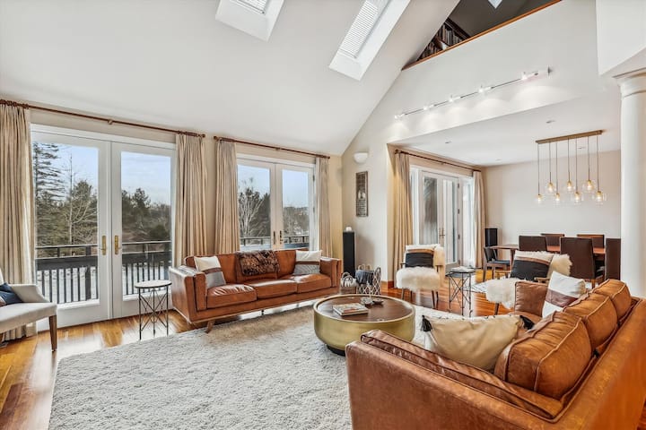 Stowe Haven: 3br, Fireplace, A/c, Summer Pool+! - Stowe, VT