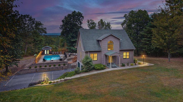 Secluded Cabin With Hot Tub, Pickleball And More! - Liverpool, PA