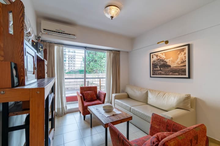 Spacious & Classic 2br + Parking | Recoleta - Recoleta