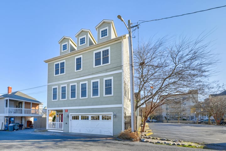 Spacious Renovated Downtown Home Steps 2 Boardwalk - Ocean City, MD