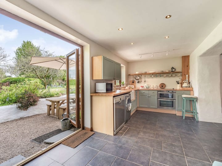 2 Bed In Llangwm (Fb310) - Haverfordwest