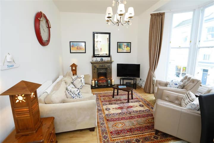 2 Bed In Tenby (Fb288) - Tenby
