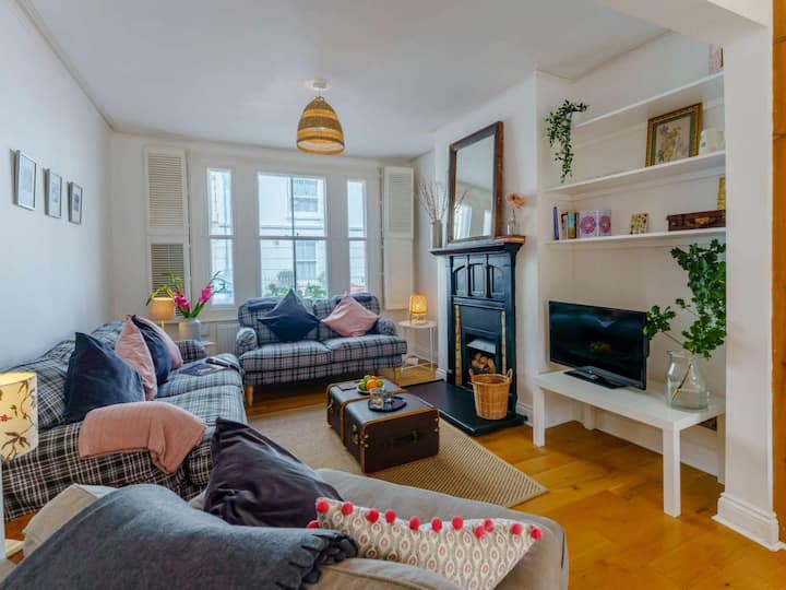 3 Bed In Eastbourne (Oc-83924) - Eastbourne