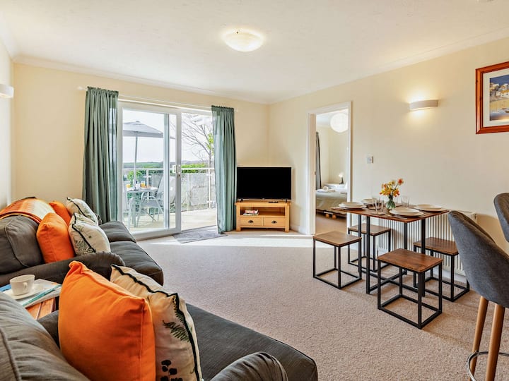 2 Bed In Bude (87225) - Bude
