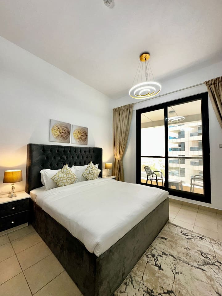 Spacious 1br| Marina View| Lake Access| - Dubai