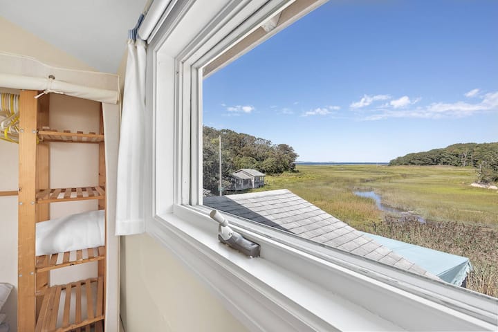 Elegant Scituate Beach Home With Private Views - Cohasset, MA