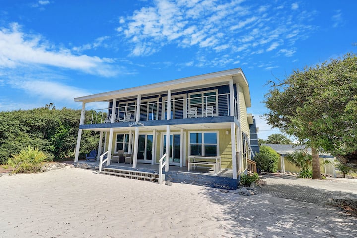 Salt Wind Has Panoramic Gulf Views & Private Yard! - Mexico Beach, FL