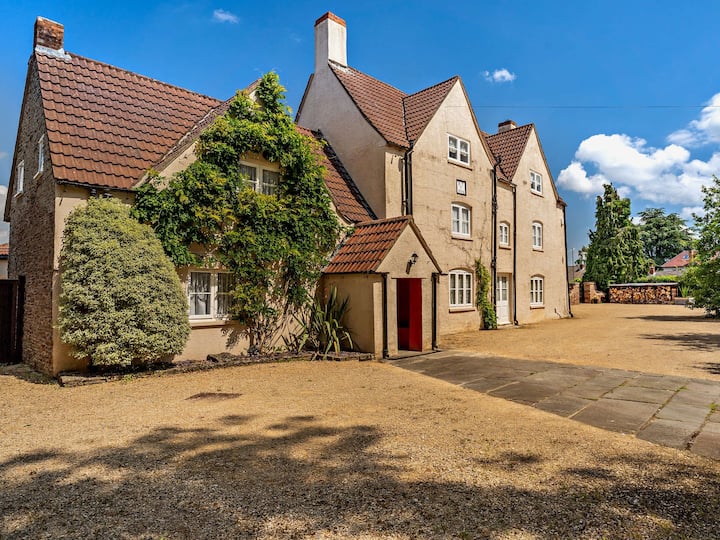 8 Bed In Winterbourne (87469) - Bristol