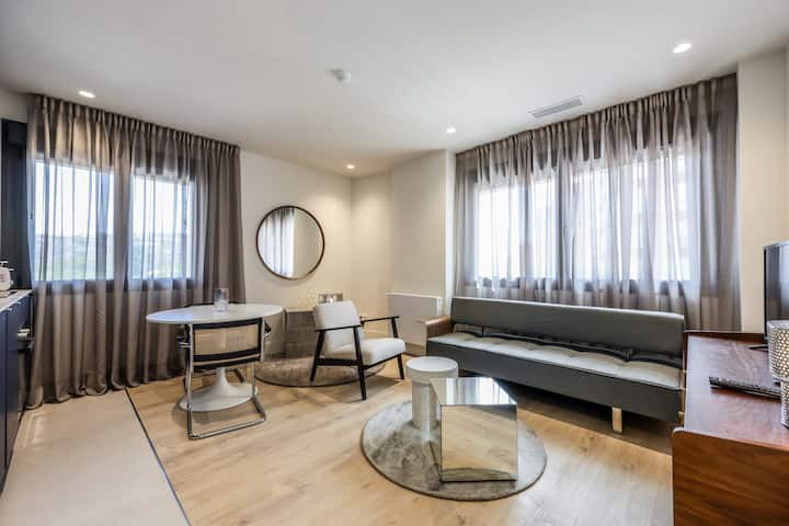 Modern Apartment Near The Royal Palace 08 - Madrid