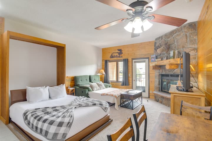 2 Mi To Granby Ranch: Mtn Condo W/ Hot Tub! - Granby, CO
