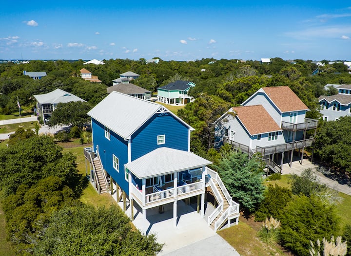 Island Retreat, The Ultimate Emerald Isle Getaway! - Emerald Isle, NC